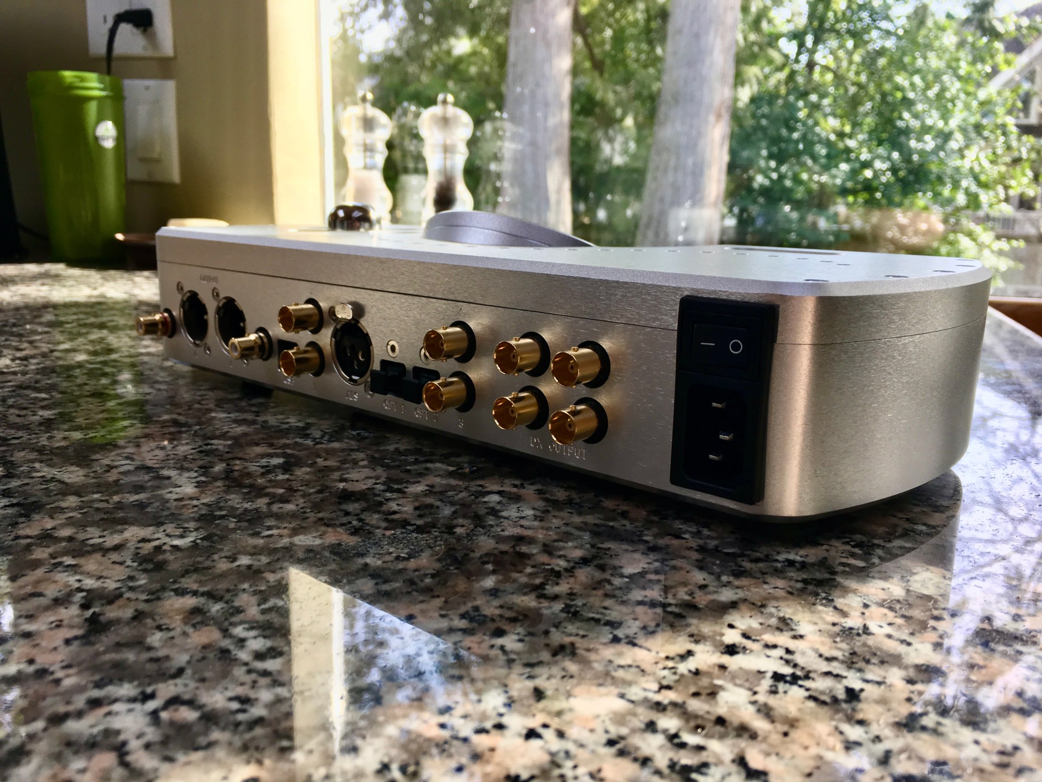 Chord Electronics DAVE – Full Review – Headphones n' Stuff